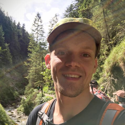 hyperknot · Zsolt Ero